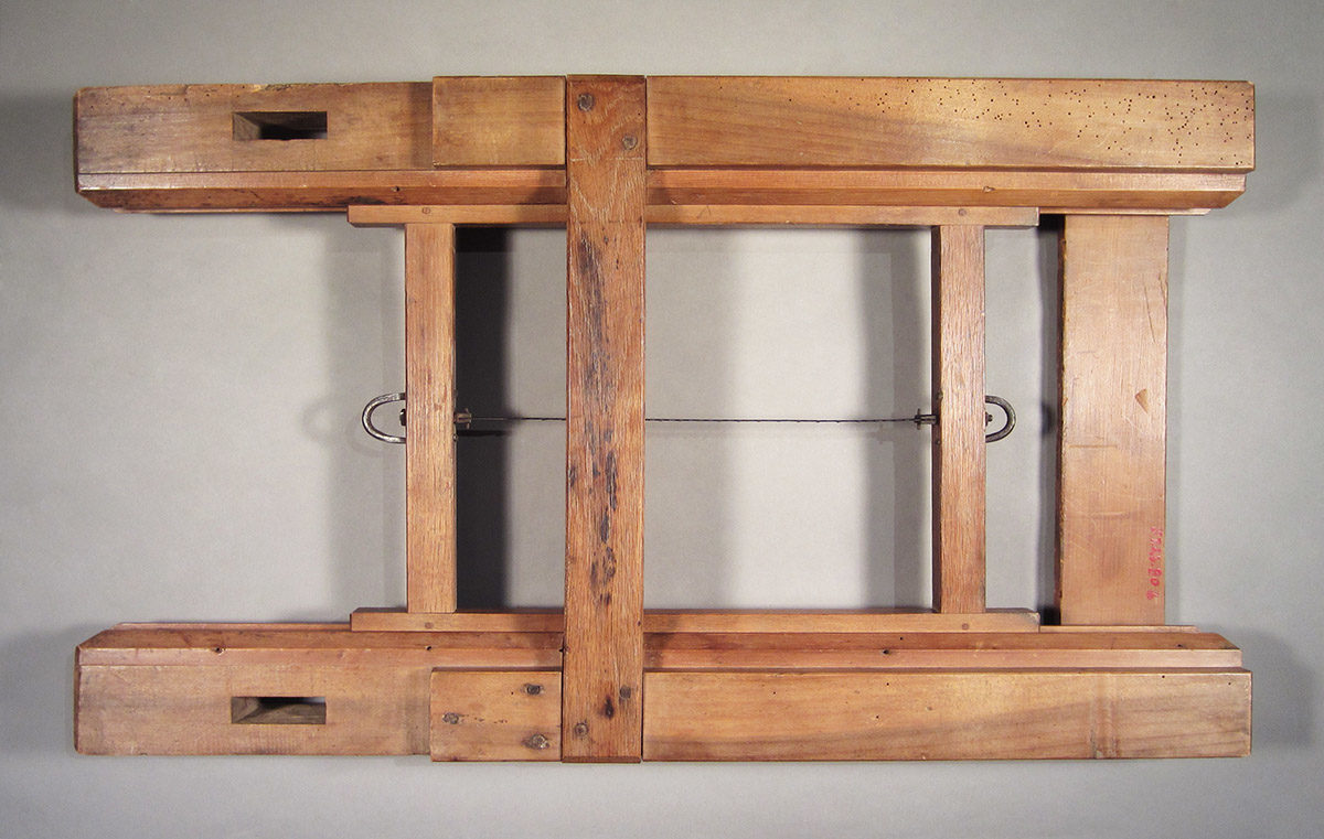 Saw – Dominy Collections