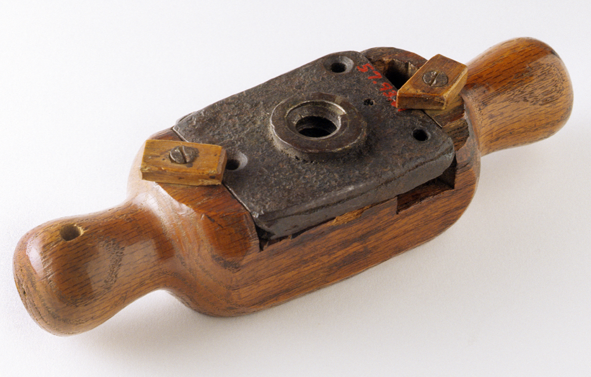 Screw Box & Tap – Dominy Collections